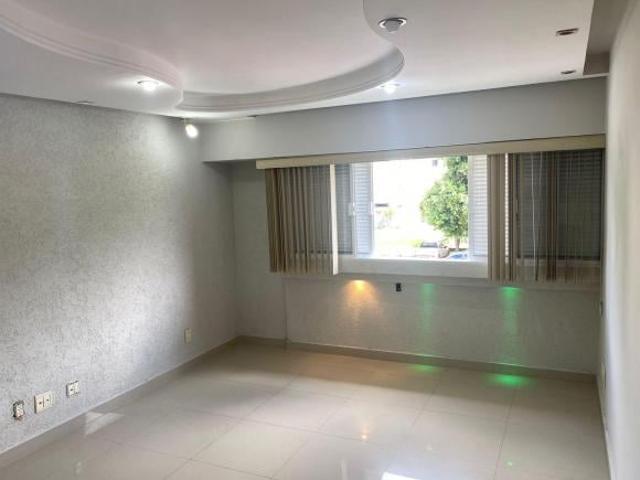 ÓTIMO APARTAMENTO 3 QTS 1 SUITE 1° ANDAR E DE CANTO NO CRUZEIRO NOVO