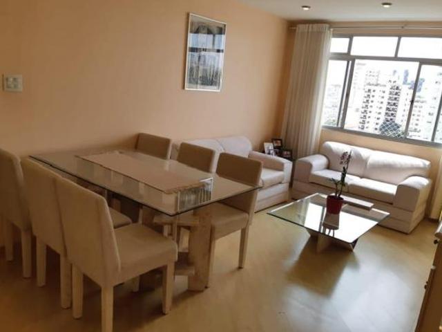Ótimo Apartamento à Venda na Aclimação, com 3 dormitórios, sendo 1 suíte e 2 vagas de garagens, 104m