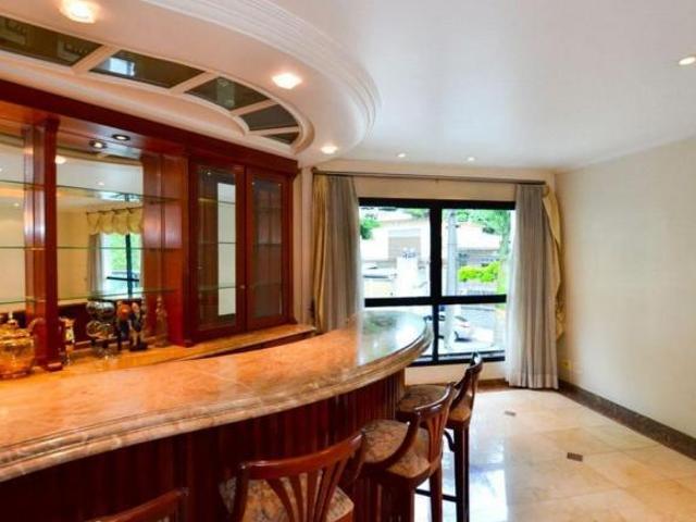 Ótimo apartamento à venda na Vila Monumento, com 4 dormitórios, 2 suítes, 3 vagas de garagem 220m2