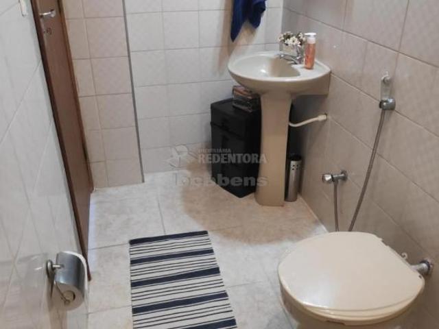 Ótimo Apartamento à Venda no Vera Dirce II