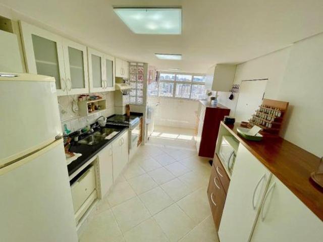 Ótimo apartamento à venda com 3 dormitórios sendo 1 suíte e 2 vagas de garagem, Paraíso, São Paulo