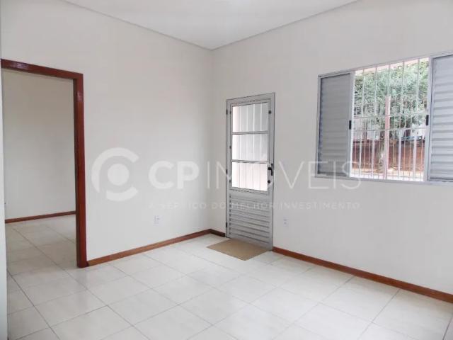 Ótimo Apartamento à Venda em Petrópolis