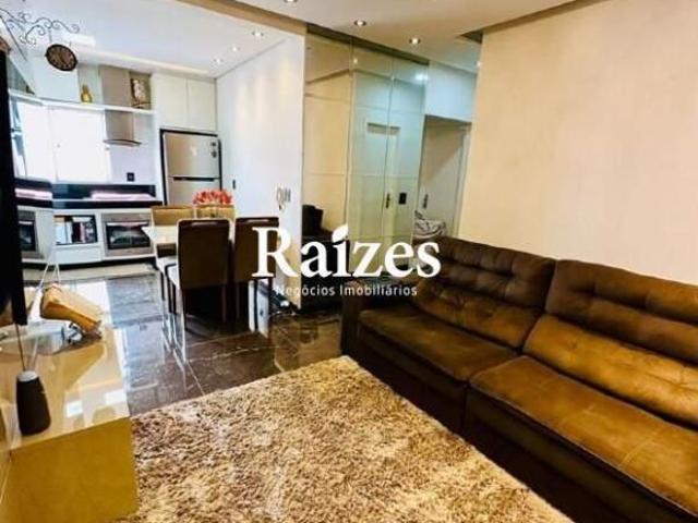 Ótimo apartamento com 3/4 no Jardim Holanda