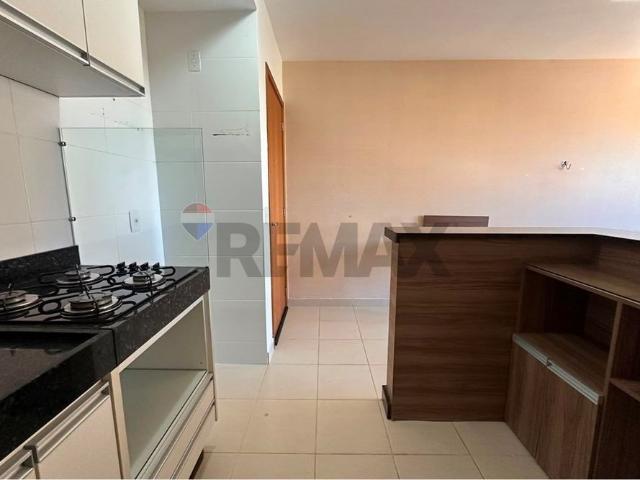 Ótimo apartamento com suíte no Residencial Solar QN 320