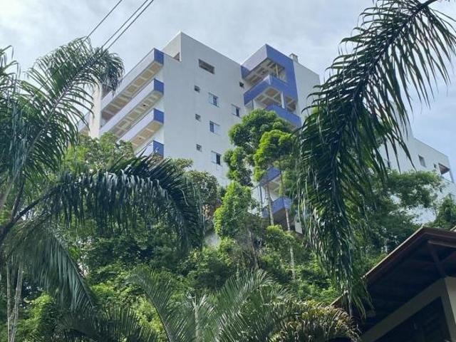 Ótimo apartamento com vista para o mar