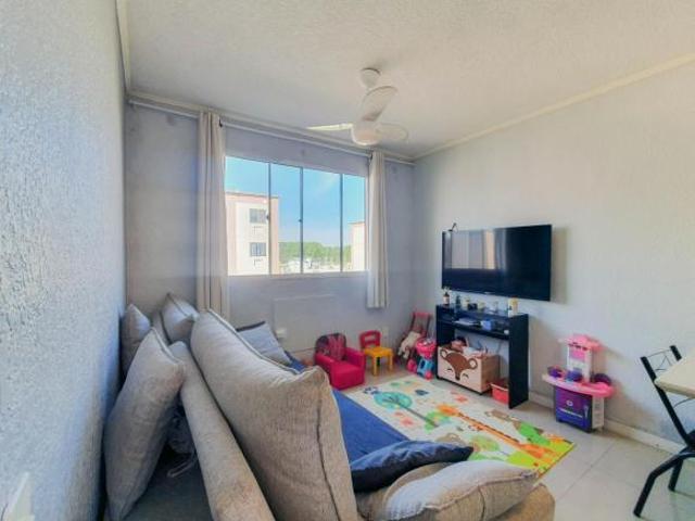 Ótimo apartamento de 2 dormitórios no bairro Hipica