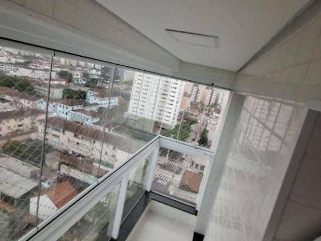 Ótimo apartamento de frente com 02 dormitórios 01 suíte, sala 02 ambientes,varanda gourmet envidraç