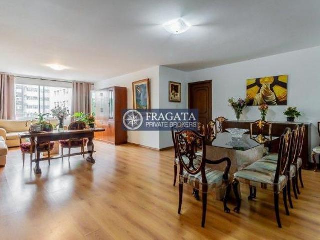 Ótimo apartamento em Santa Cecília amplo com 3 dormitórios 1 suíte e 1 vaga