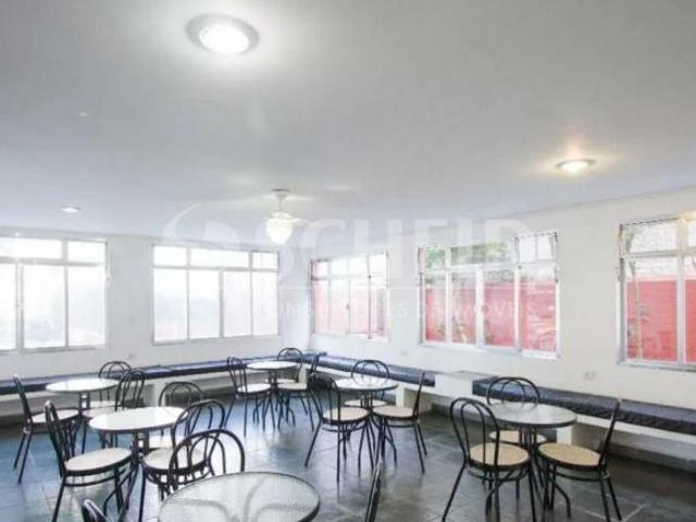 Ótimo apartamento, excelente localização, com armários
