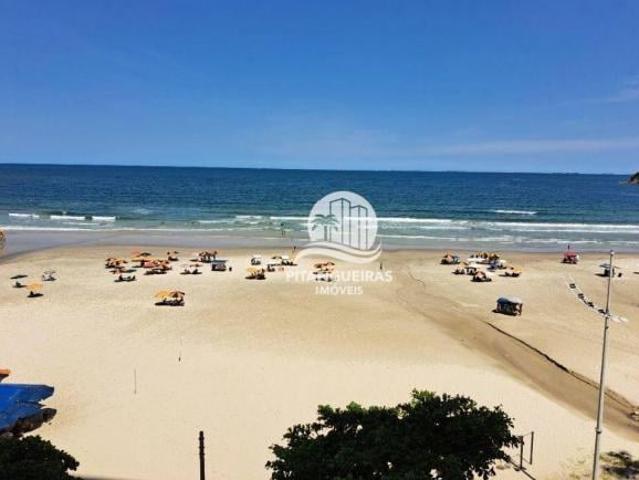 Ótimo apartamento frente ao mar, amplo, arejado, claro e com 2 vagas de garagem