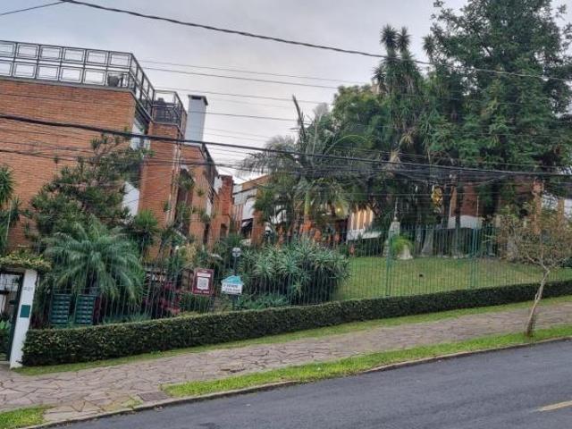 Ótimo apartamento Garden, 3 dormitórios, 1 suíte, lareira, sacada, no bairro Cristal