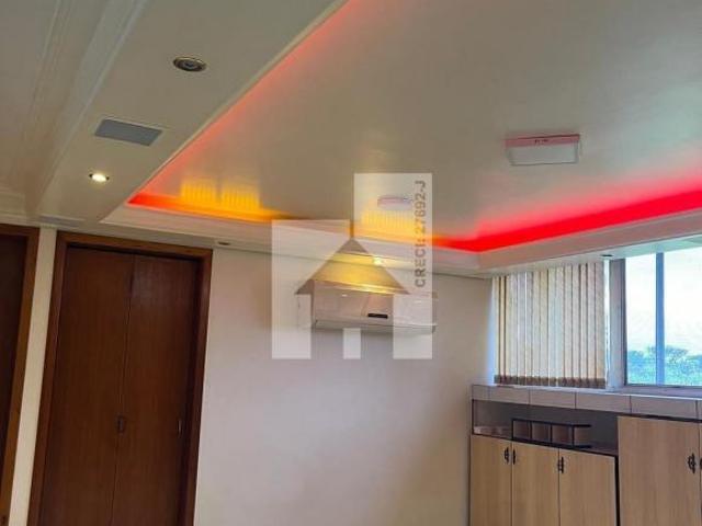 Ótimo Apartamento LOFT à venda com ambiente todo aberto, Condomínio Residencial Paineiras, CECAP, Ju