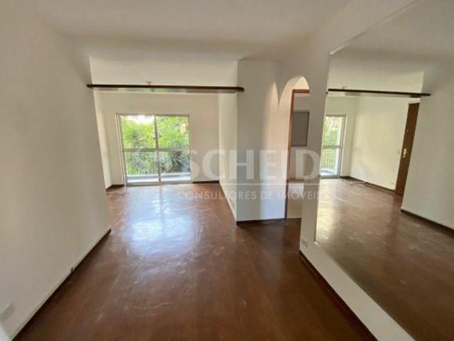 Ótimo apartamento na Vila Congonhas com dois quartos, varanda e uma vaga