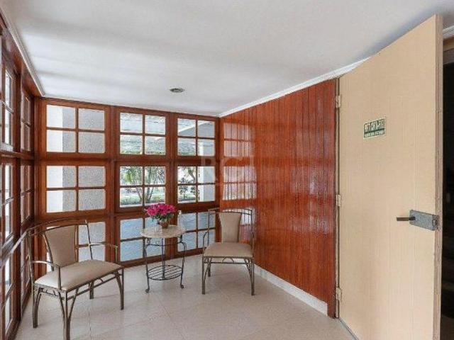 Ótimo apartamento no Cristal com vista deslumbrante para o Guaiba