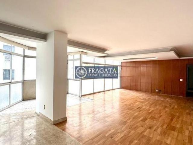 Ótimo apartamento no Jardim América, com 185 m²