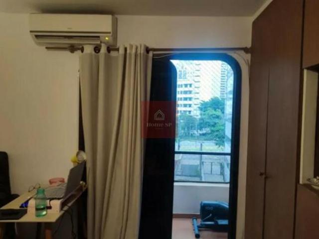 Ótimo apartamento no Paraiso próximo ao metro