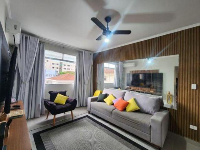Ótimo apartamento para venda no bairro do Gonzaga, em Santos SP, com 2 dormitórios