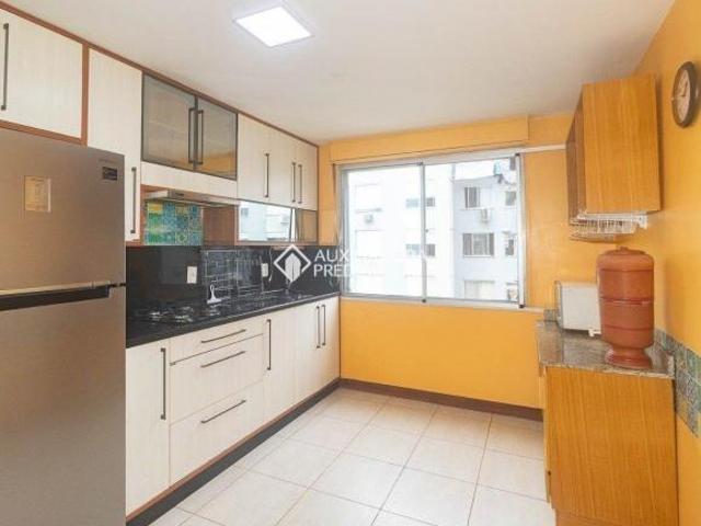 Ótimo apartamento para Venda no Bairro Humaitá em Porto Alegre