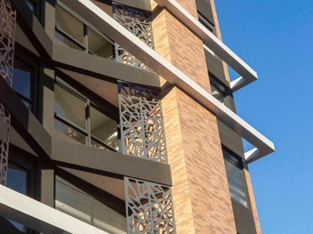 ÓTIMO APARTAMENTO PRONTO A VENDA NO MERCES RUA PRUDENTE DE MORAES