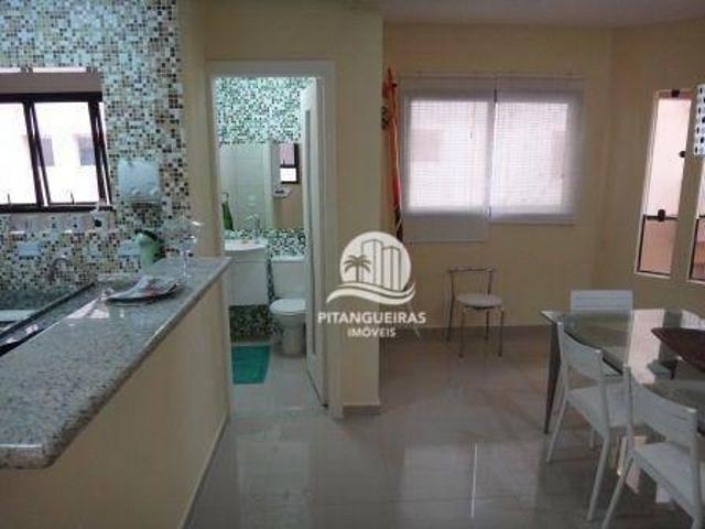 Ótimo apartamento sendo 3 quartos com 3 suítes na Enseada região dos restaurantes