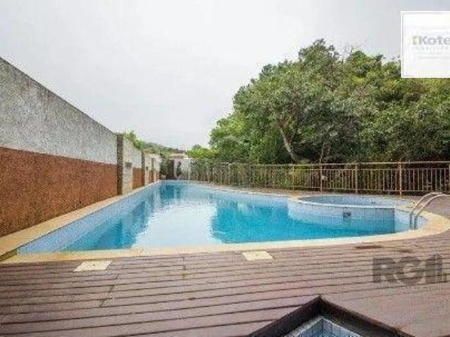 Ótimo apto em Condominio Fechado