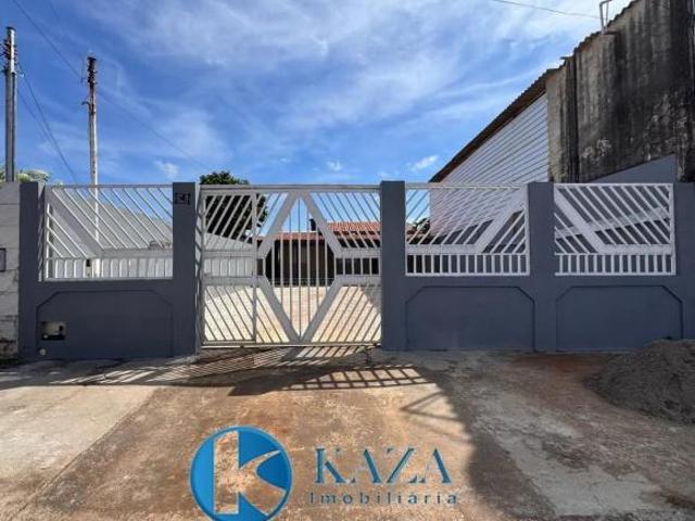 ÓTIMO CASA COM 03 QUARTOS NO JARDIM ORIENTE EM VALPARAÍSO DE GOIÁS
