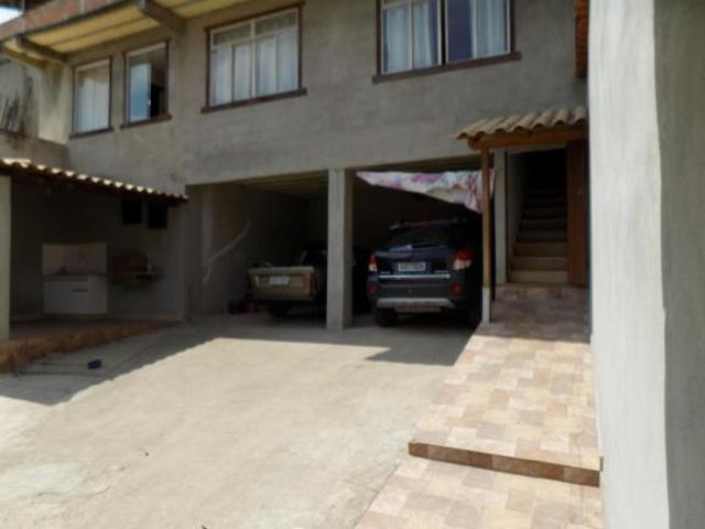 OTIMO IMOVEL PARA INVESTIDOR CASA PRINCIPAL MASI 4 CASAS LOCADAS E 02 LOJAS