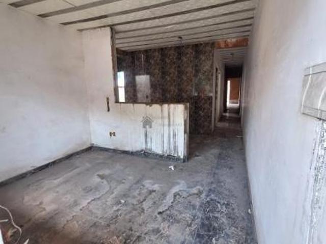 OTIMO LOTE DE 190 METROS NO BAIRRO DUQUE DE CAXIAS COM UMA CASA EM ALVENARIA