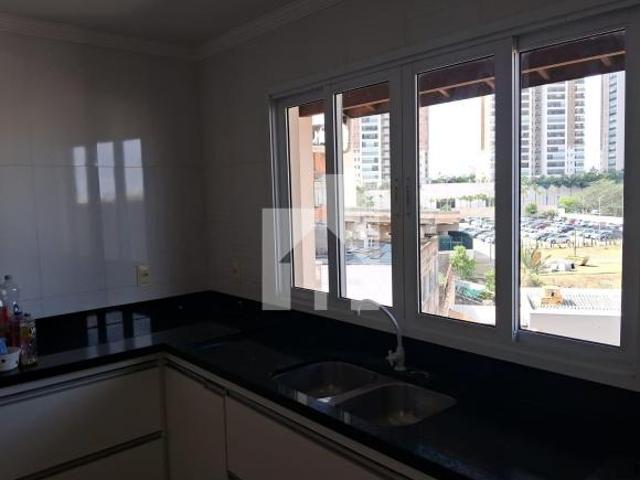 Ótimo Sobrado à Venda com 3 Dormitórios 1 Suíte, 136m² Vila Della Piazza, Jundiaí, SP