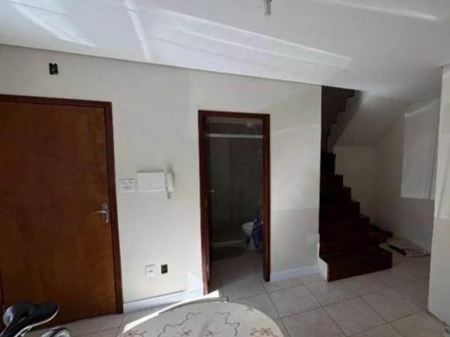 Ótimo sobrado a venda com 3 quartos