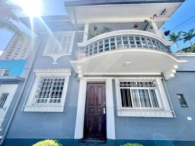 Ótimo Sobrado a venda em Santana, 4 Quartos e 2 Vagas