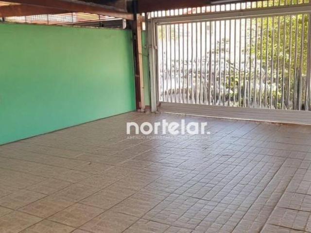 Ótimo sobrado à venda no Parque São Domingos