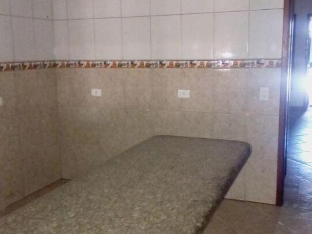 Ótimo Sobrado com 02 dormitórios, sala, cozinha banheiro, área
