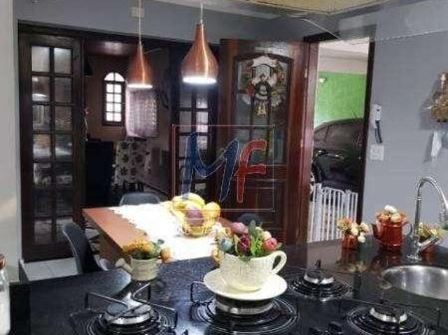 Ótimo sobrado com 360 m², 3 dorms sendo 1 suíte, 4 vagas no bairro Vila Nova. Documentação está
