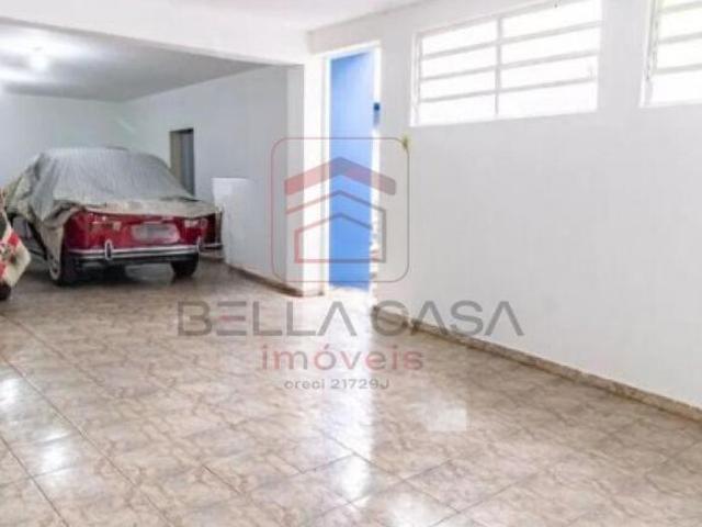 Ótimo sobrado com 3 dorms, 4 vagas e edícula á venda na Agua Rasa