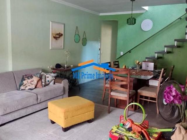 Ótimo Sobrado de 160m² c/ 01 Suíte e 5 Vagas para Venda Vila Mangalot/SP