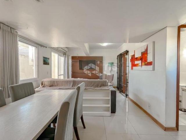Ótimo sobrado em condominio Fechado com 03 casas 128m² no Jardim Sao Pedro