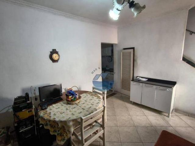 Ótimo Sobrado em Condomínio Fechado com 2 quartos no Bairro do Macuco em Santos SP por R$.350.000