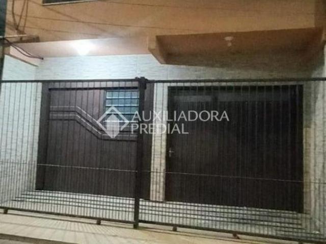 OTIMO SOBRADO ZONA LESTE