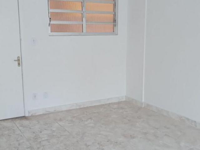OTIMO STUDIO LADO METRO MARECHAL