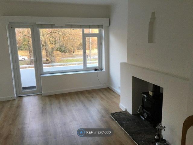 Otley Road, Leeds LS16, 2 bed flat to rent, £1,200 pcm | PrimeLocation