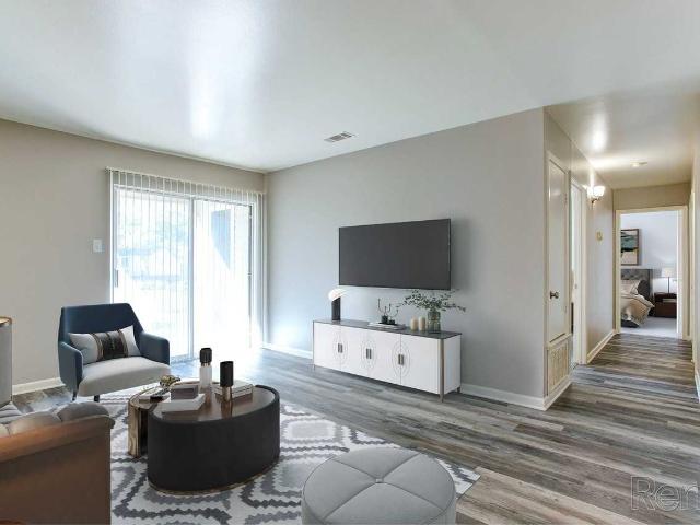 Otter Creek Villas 3 Bedroom Apartment for Rent at 13600 Otter Creek Pkwy, Little Rock, AR 72210 Otter Creek Crystal