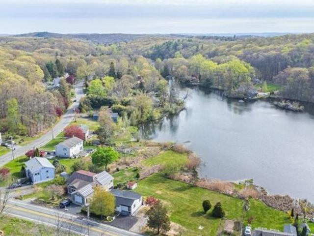 Otterhole Rd, West Milford, Home For Sale