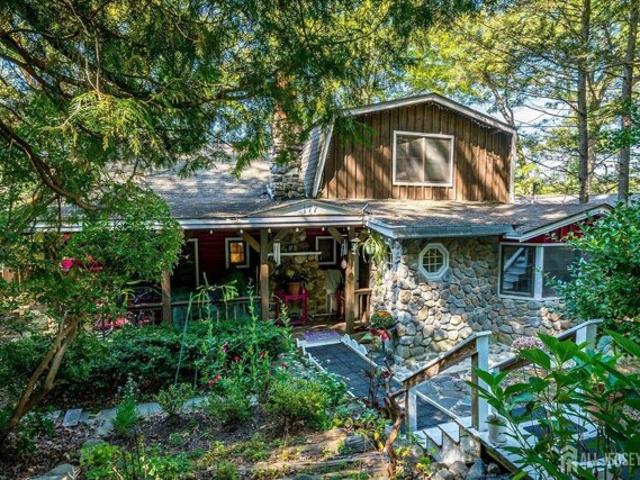 Otterhole Rd, West Milford, Home For Sale