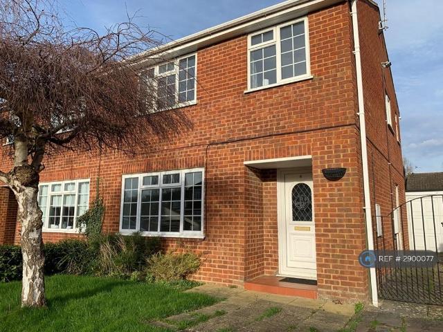 Otters Brook, Buckingham, MK18 4 bed semi detached house to rent £2,496 pcm £576 pw
