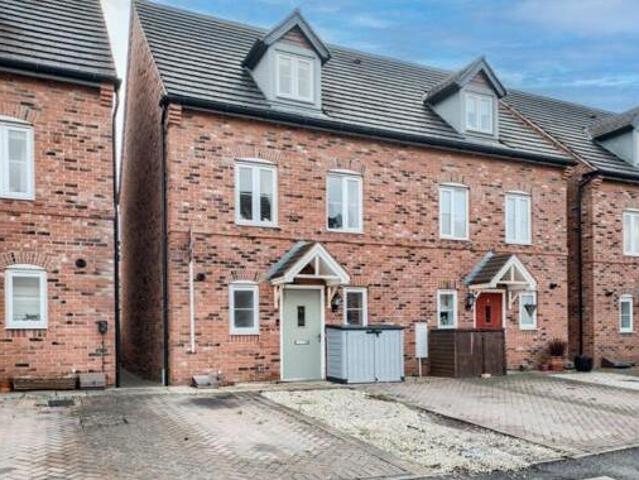 Otters Holt Bishopton, Stratford upon avon, 3 Bedroom Semi detached