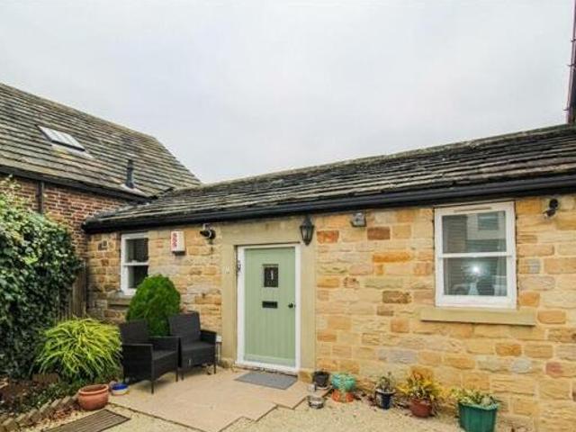 Otters Holt, Durkar, 2 Bedroom Cottage