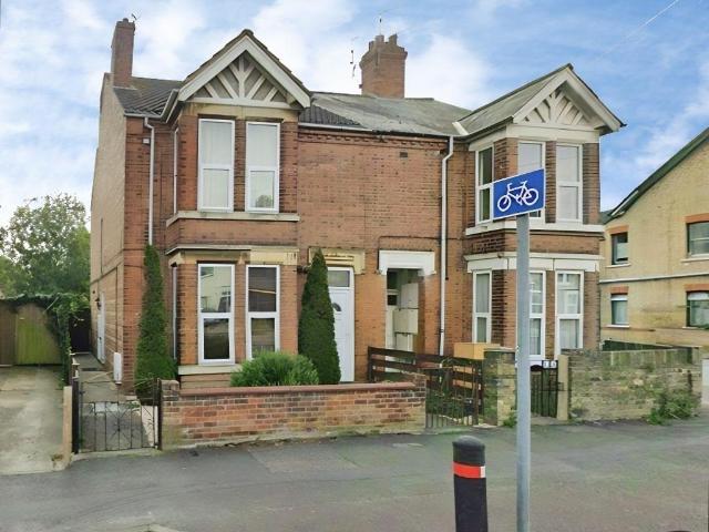 Oundle Road, PETERBOROUGH, PE2 2 bed apartment to rent £1,000 pcm £231 pw