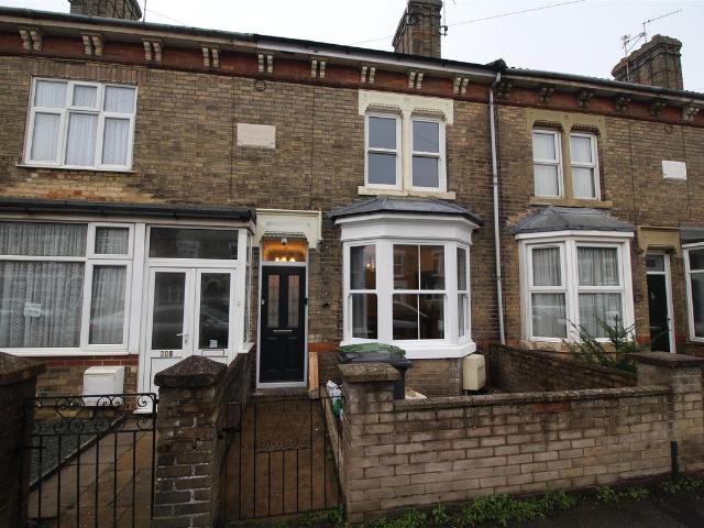 Oundle Road, Peterborough PE2, 2 bed terraced house to rent, £995 pcm | PrimeLocation
