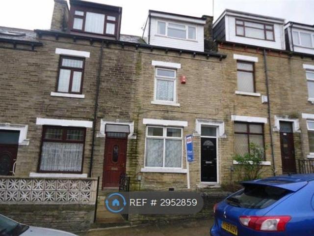 Oulton Terrace, Bradford BD7, 4 bed terraced house to rent, £900 pcm | PrimeLocation